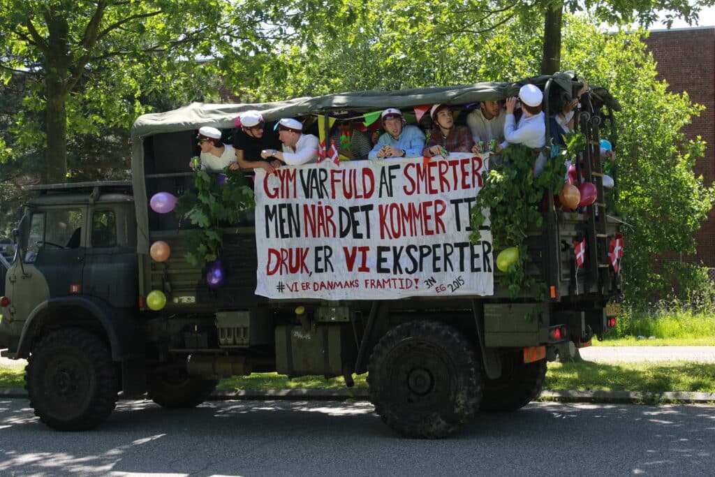 Hvad er studenterkørsel? - SULA studenterkørsel